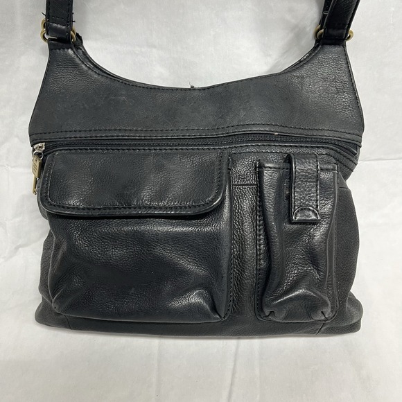 Fossil | Bags | Vintage Fossil Classic Black Leather Shoulder Bag ...